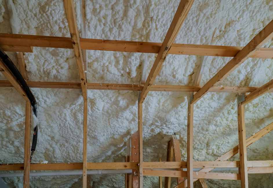 10 Signs Your Home Has an Insulation Problem | HC